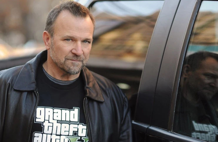 Biografia: Ned Luke - Memória BIT